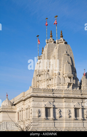 The largest Hindu temple outside India, The Shri Swaminarayan Temple in ...