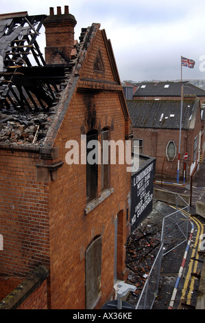 Derrys famous walls that withstood an historic seige in the 1600s ...