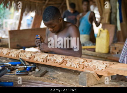 Zanzibar wood carvers of an inland village Stock Photo - Alamy