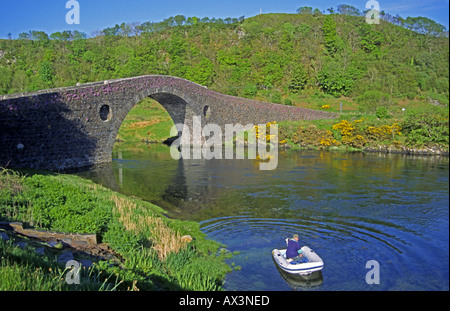 The Clachan Bridge (Atlantic Bridge) linking the Scottish mainland ...