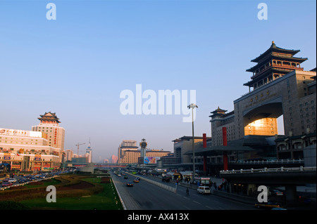 Chinese style and modern architecture combined at Beijing West Train ...