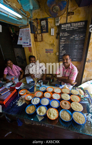 Merchant Shop in Mattancherry in Cochin India Stock Photo - Alamy