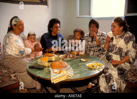 Moroccan family, eating lunch, at home, Fes el-Bali, city of Fez ...