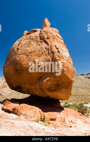 Balancing rock beside the highway, Utah, USA Stock Photo - Alamy
