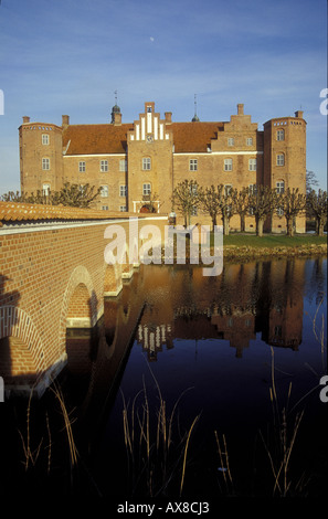 Watercastle Gammel Estrup, Juetland Denmark Stock Photo - Alamy