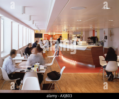 J WALTER THOMPSON CO LTD ADVERTISING AGENCY Stock Photo - Alamy
