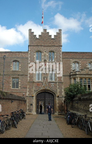 Entrance and walls of Jesus College in Cambridge, UK Stock Photo - Alamy