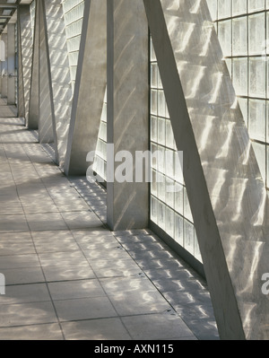 WEST HAM UNDERGROUND STATION, JUBILEE LINE, LONDON, UK Stock Photo - Alamy