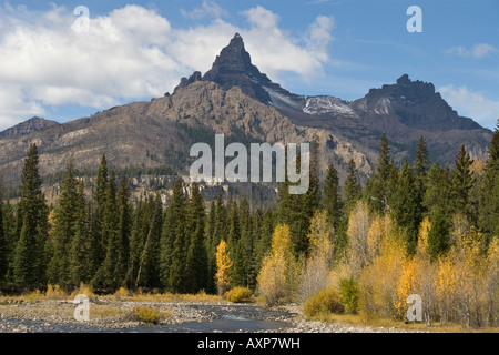 Pilot and Index Peak of the Beartooth Mountain range in Custer Gallatin ...