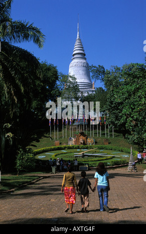 the Wat Phnom Park in the city of Phnom Penh of Cambodia. Cambodia ...