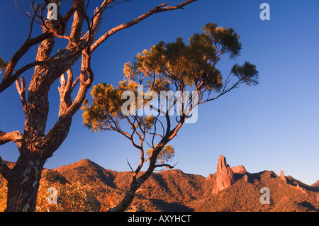 Crater Bluff and Breadknife from Macha Tor, Warrumbungle National Park ...
