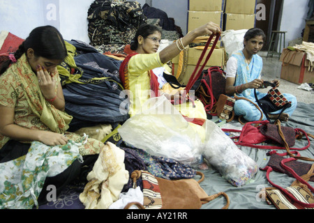 working conditions in a clothing factory in Vietnam Stock Photo - Alamy