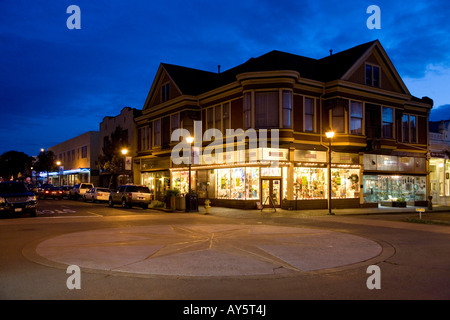 F Street in downtown Eureka in the late afternoon, Humboldt County ...