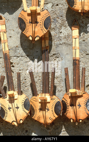 Sénégal La Petite Côte Artisanat Instrument de musique Djembé Stock ...