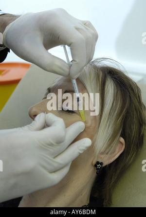 woman getting cosmetic injection Stock Photo - Alamy
