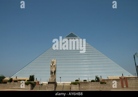 Memphis Tennessee ramesses the great statue in front of glass pyramid ...