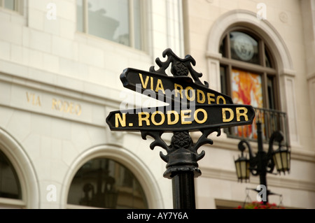 Famous intersection Via Rodeo and North Rodeo Drive heart of Beverly ...