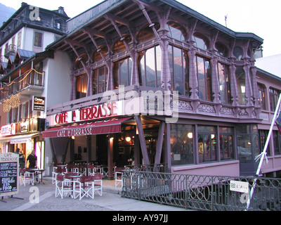 Cafe La Terrasse in Chamonix Stock Photo - Alamy