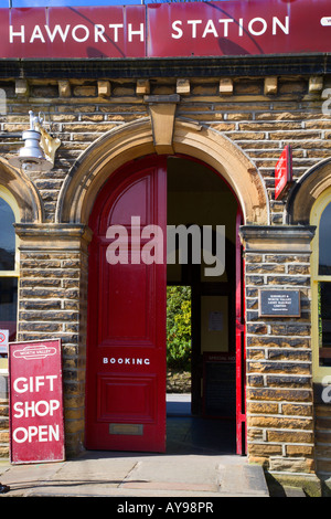 Haworth Railway Station sign on a gas lamp, Keighley and Worth Valley ...