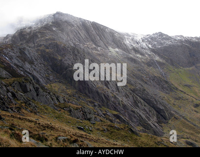 Idwal slabs and Glyder Fawr in Cwn Idwal in the Ogwen valley, nr ...