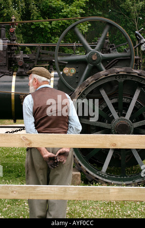 Elderly man running a traction engine Stock Photo - Alamy