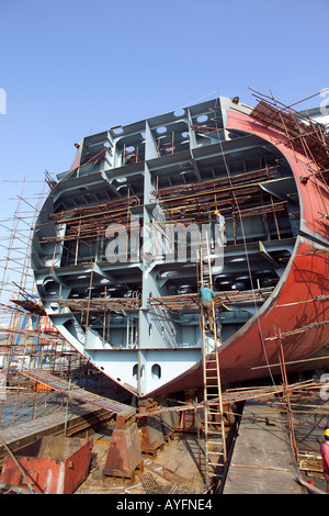 Shipbuilding at Chengxi shipyard, China Stock Photo - Alamy