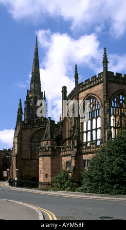 Coventry Cathedral by Sir Basil Spence on british postage stamp Stock ...
