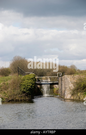 disused locks at tewitfield on northern reaches of lancaster canal ...