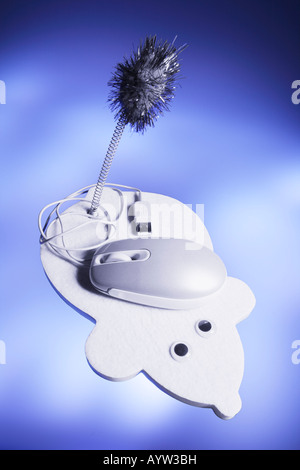 Computer Mouse on Cat Scratch Pad Stock Photo - Alamy