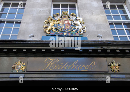 hatchards bookshop in piccadilly london Stock Photo - Alamy