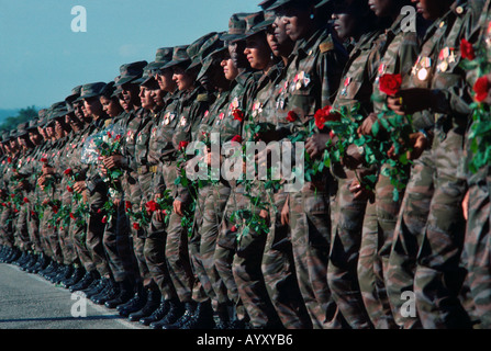 cuba havana cuban soldiers Stock Photo - Alamy