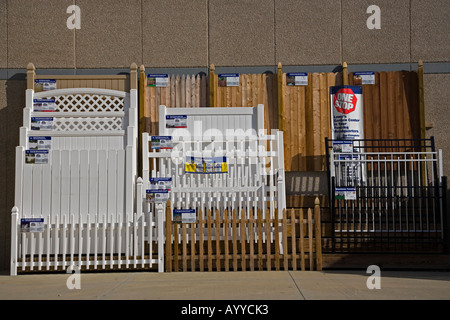 Fences on display at a home center Stock Photo - Alamy