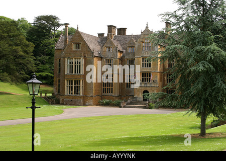 UK Oxfordshire Wroxton Manor campus College of Fairleigh Dickinson ...