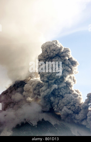 The active volcano Gunung Merapi on Java, Indonesia Stock Photo - Alamy
