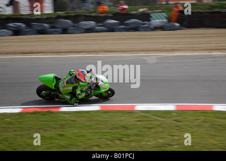 Scott Smart Riding a Kawasaki Motorbike in the British Superbike ...