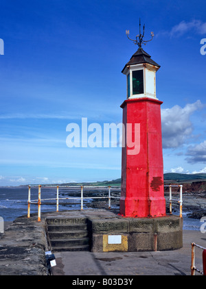 Lighthouse at the entrance to Watchet harbour Stock Photo - Alamy