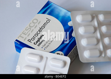 paracetamol caplets supermarket brand Stock Photo - Alamy