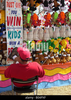 carny at the fair Stock Photo - Alamy