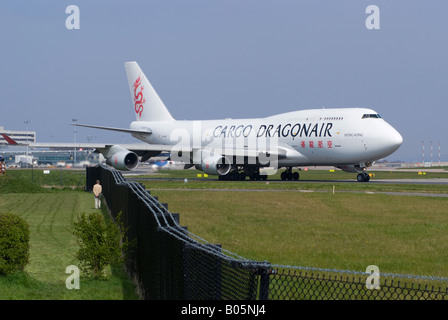 Dragonair Cargo Boeing 747-400BCF Taking Off From Manchester Ringway ...