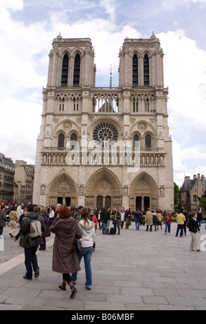 Paris France Notra Dame Cathedral, view from the river Stock Photo - Alamy