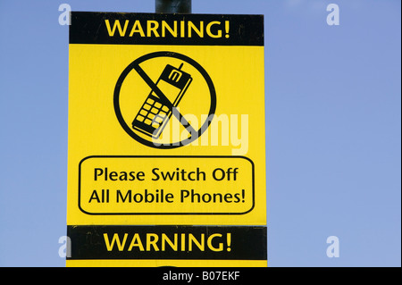 Switch off mobile phone sign at Jodrell Bank Observatory Stock Photo ...