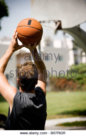 Basketball Player Shooting Hoops Stock Photo: 23794725 - Alamy