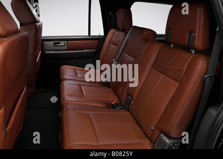 2008 Ford Expedition EL King Ranch in Black - Dashboard, center console ...