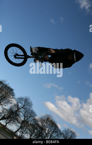 BMX tricks on a half pipe Stock Photo - Alamy