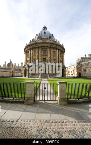 "Radcliffe Camera" front entrance, [Oxford University], "Radcliffe ...