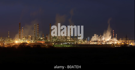 petrochemical industry in a refinery in Tarragona in Spain Stock Photo ...