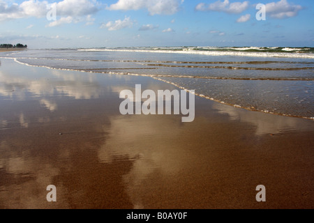 Chendering beach in Kuala Terengganu, Malaysia Stock Photo - Alamy