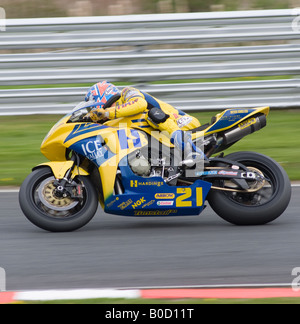 Tom Tunstall Riding a Honda Motorbike in the British Superbike ...