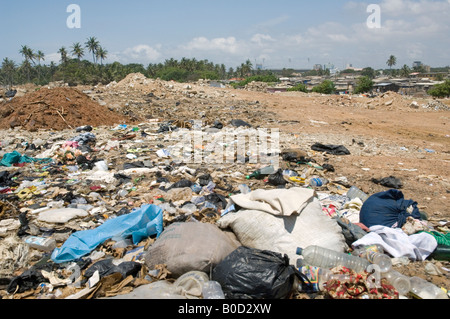 Urban waste pollution in Accra, Ghana Stock Photo - Alamy