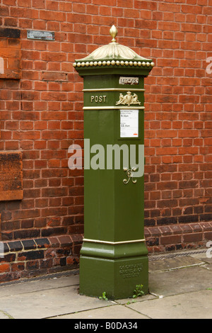 Green victorian letter post box outside Watton Mount Powys County ...